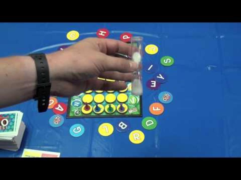 Flippin Out Review - with the Vasel girls|The Dice Tower